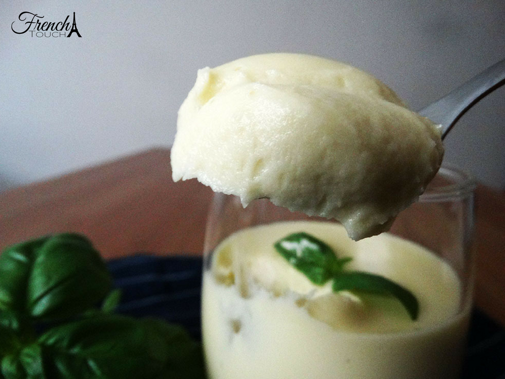 White Chocolate & Basil Mousse – French Touch